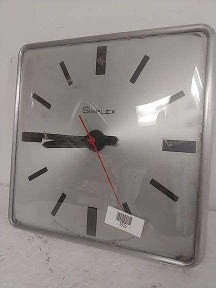 Simplex Wall Clock - Trice Auctions