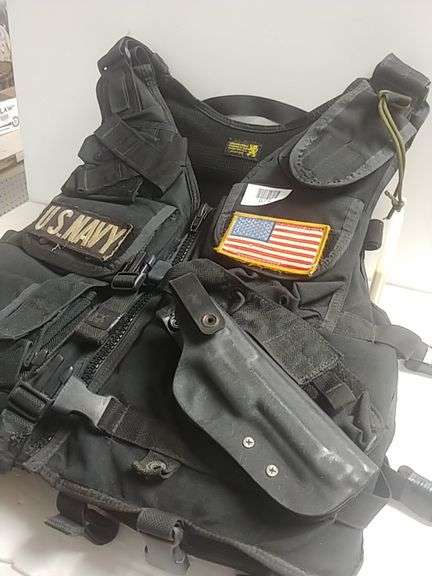 US Navy Tactical Vest - Trice Auctions