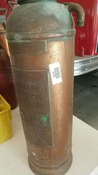 Copper Fire Extinguisher Chief Croker . Missing hose - Trice Auctions