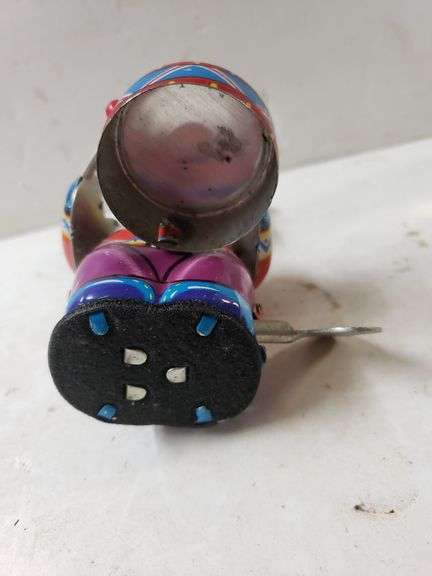 Vintage Metal Wind-Up Marching Band Panda Toy - Trice Auctions