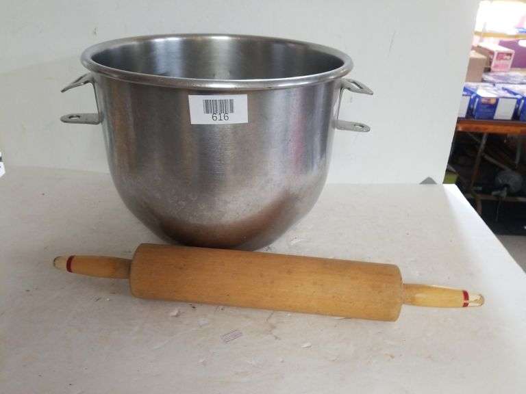Metal Mixing Bowl & Rolling Pin - Trice Auctions