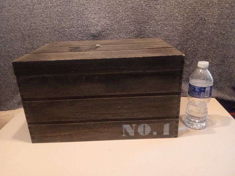 Wooden Crate No.1 with Removable Lid - Trice Auctions
