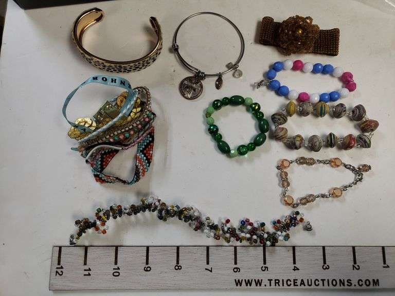 Lot Of Bracelets - Trice Auctions