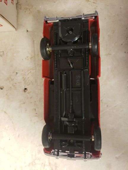 AP Action 1/24 Scale Mike Dillon Stock Car Model & ERTL Wix Filters ...