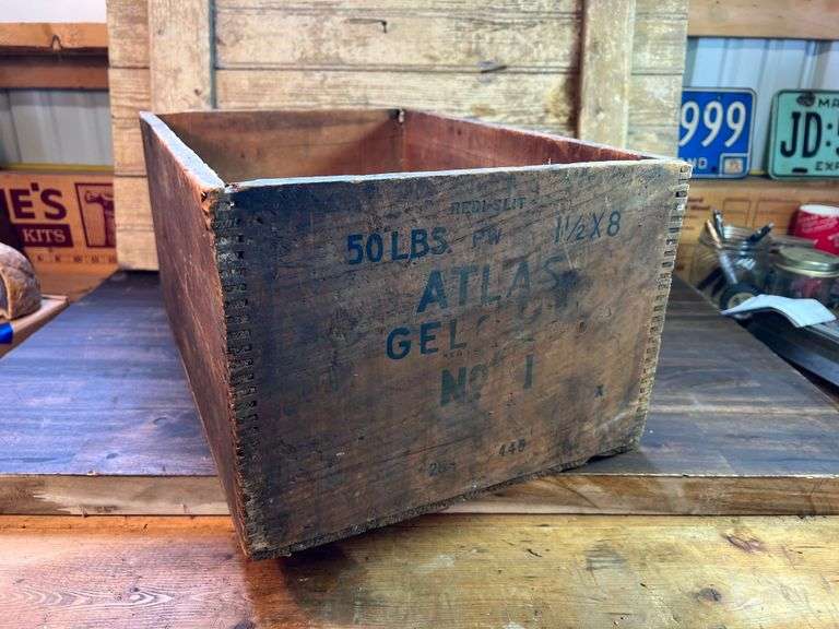 Vintage Wooden Atlas Explosives Box - Trice Auctions