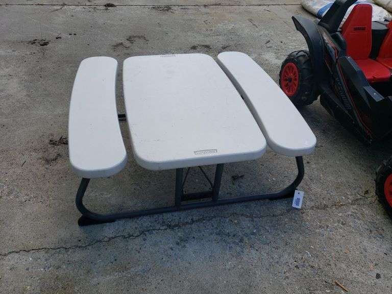 Lifetime Mini Table Stand - Trice Auctions