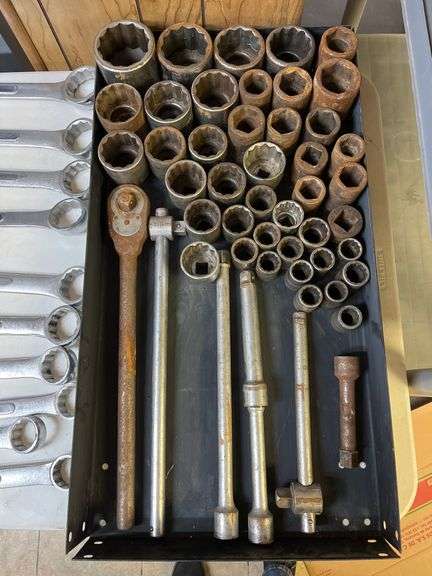 Large Lot Of Heavy Duty Socket Set With Ratchets - Trice Auctions