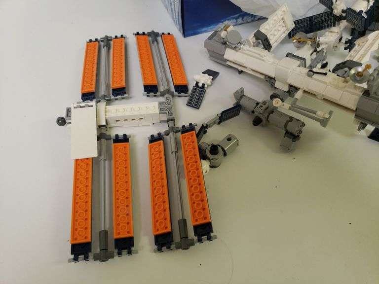 Open Lego Set Ideas International Space Station 21321, Maybe Missing ...