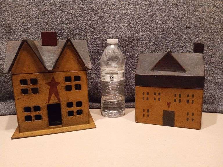 2 Various Waxed Cardboard Saltbox-like Houses - Trice Auctions