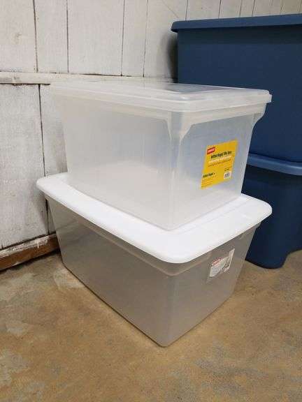 (2) Plastic Storage Totes W/lids - Different Sizes - Trice Auctions