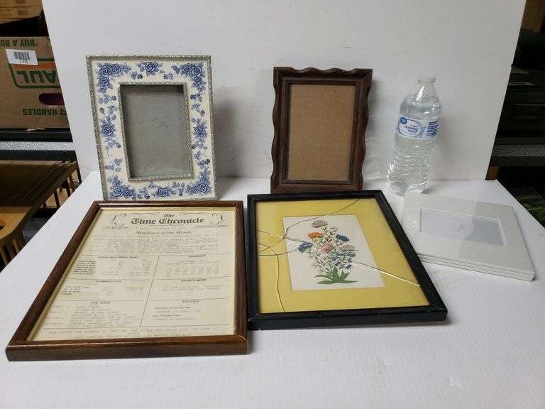 Variety Of Picture Frames - Trice Auctions