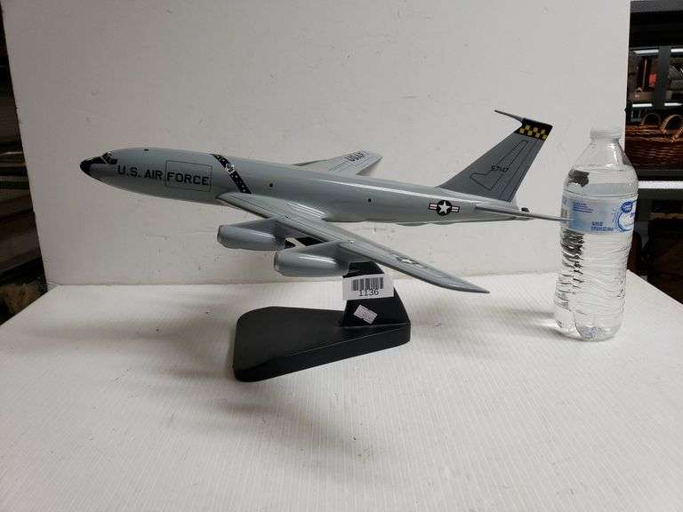 U.S. Air Force Model Plane On Stand - Trice Auctions