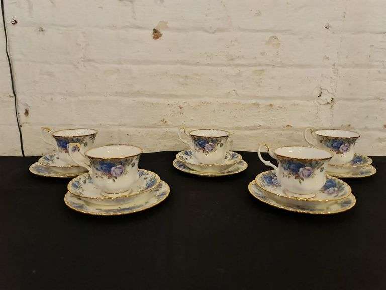 5 Royal Albert 'Moonlight Rose' Trios - Tullochs Auctions