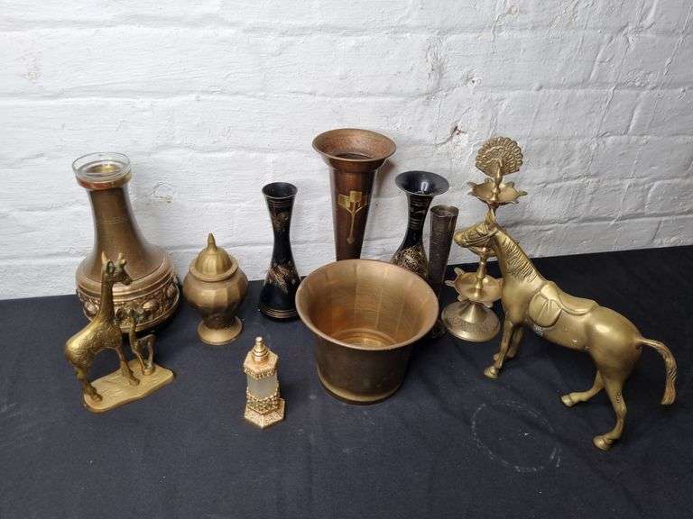 Lot of Brassware & Vases - Tullochs Auctions
