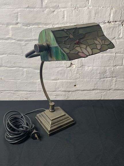 Tiffany Style Leadlight Dragonfly Lamp - Tullochs Auctions