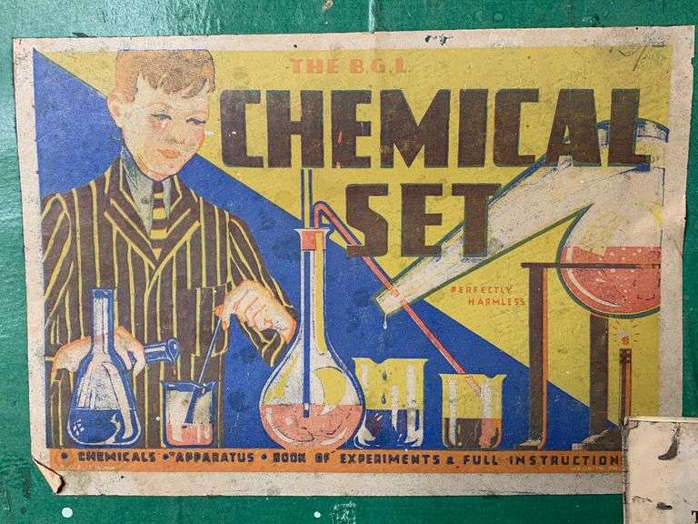 Vintage Chemistry Set - Tullochs Auctions