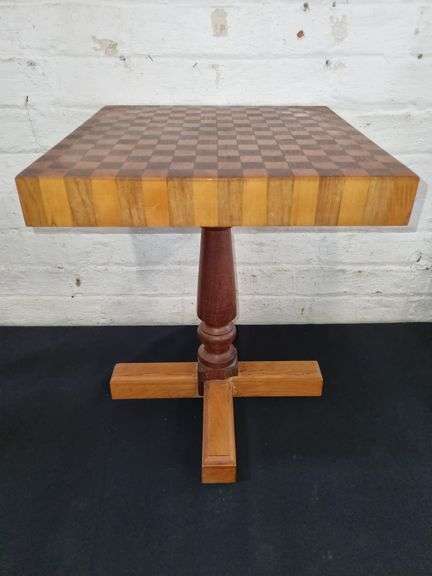 Vintage End Grain Timber Table - Tullochs Auctions