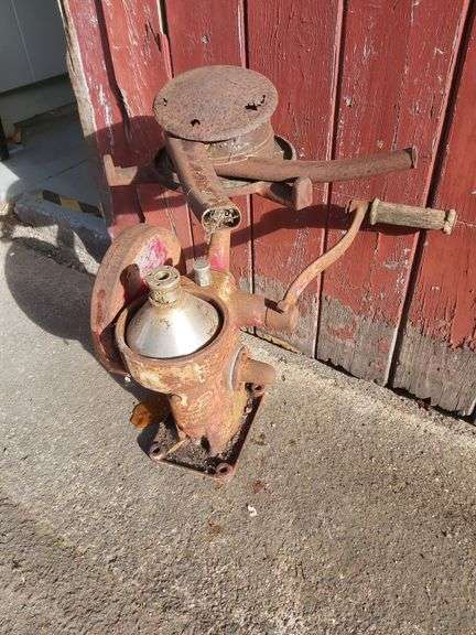Vintage Lister Cream Separator Machine - Tullochs Auctions
