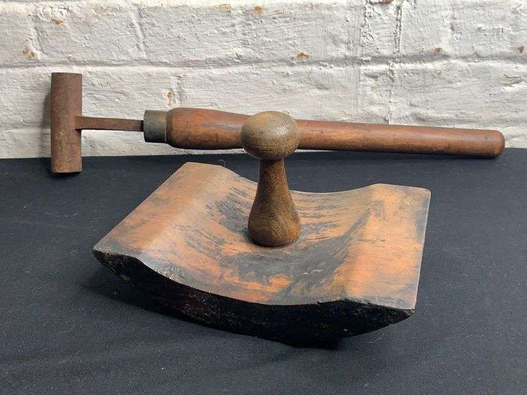 Antique Printers Ink Pad & Another Tool - Tullochs Auctions