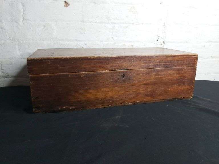 Draftsman Drawing Box & Contents - Tullochs Auctions