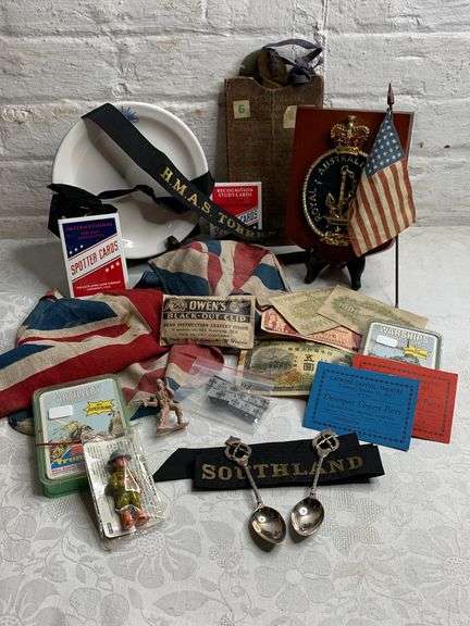 Small Flags & Military Collectables - Tullochs Auctions