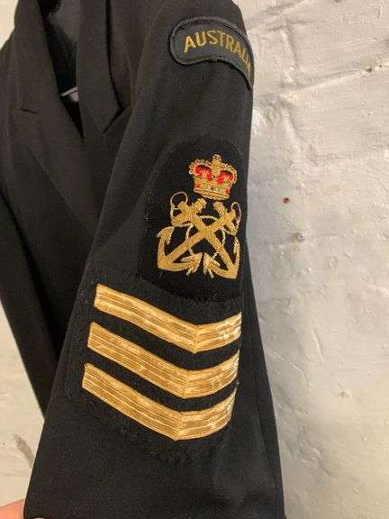 Australian Navy Uniform Jacket - Tullochs Auctions