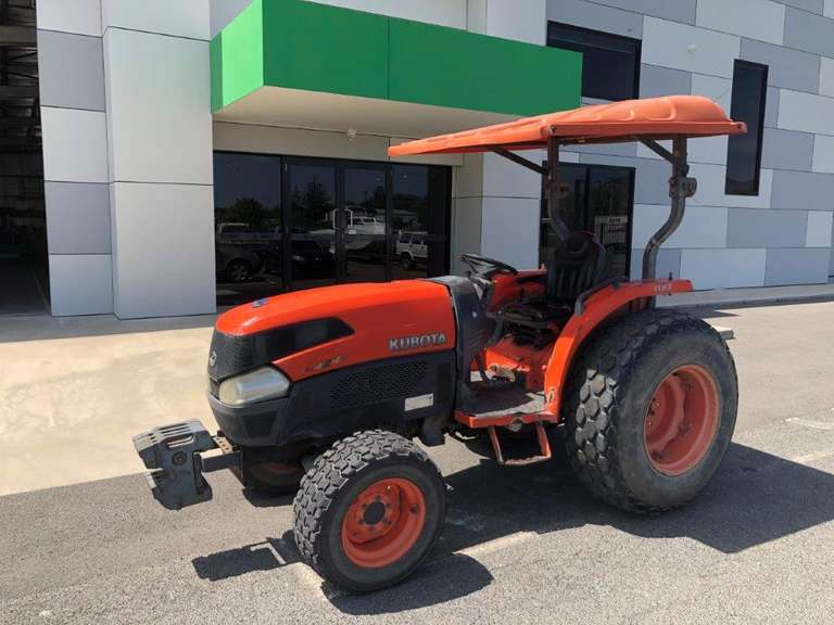 Kubota L4240 HST 4x4 Tractor - TVAA Pty Ltd T/A Tomkins Valuers ...
