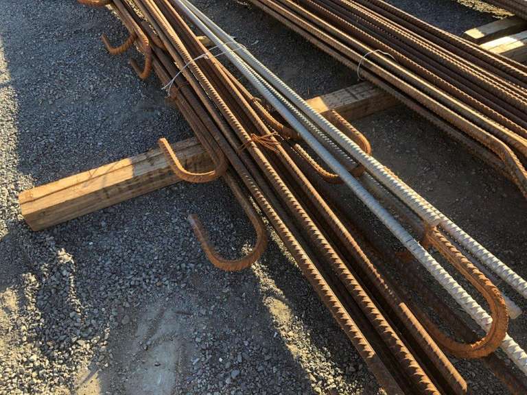 Pack Hook Rio Rod - TVAA Pty Ltd T/A Tomkins Valuers & Auctioneers