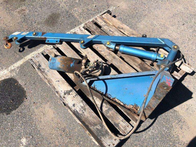 Lindsell Hoist (300-400kg capacity) - TVAA Pty Ltd T/A Tomkins Valuers ...