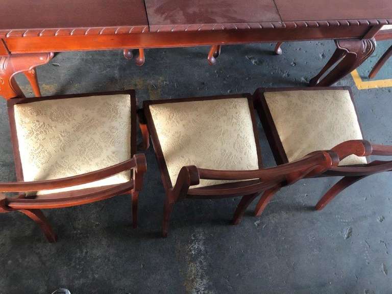 Extendable 8 Seater Dining Table - TVAA Pty Ltd T/A Tomkins Valuers ...