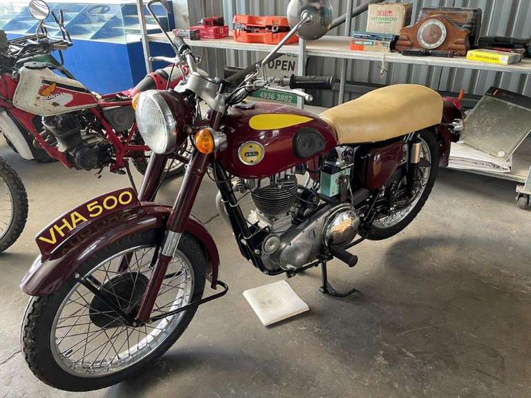 1954 Ariel 500 Single Motorcycle (Fully Restored Original) and Parts ...