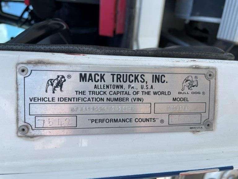 2002 Mack CH Series Tipping Truck - TVAA Pty Ltd T/A Tomkins Valuers ...