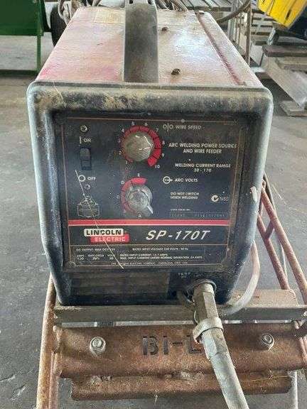 Lincoln Electric SP-170T Welder on Trolley - TVAA Pty Ltd T/A Tomkins ...