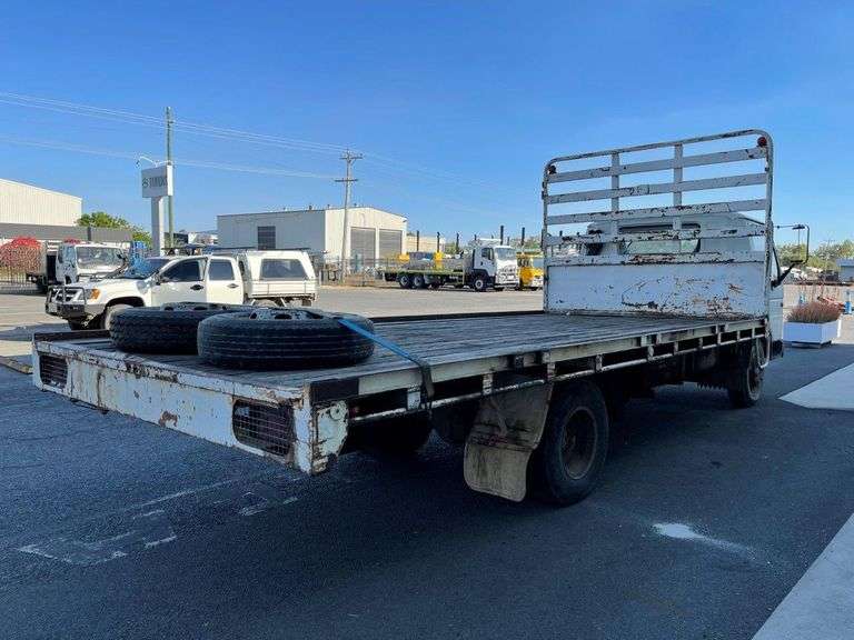 1992 Mazda T4600 Flat Bed Truck - TVAA Pty Ltd T/A Tomkins Valuers ...