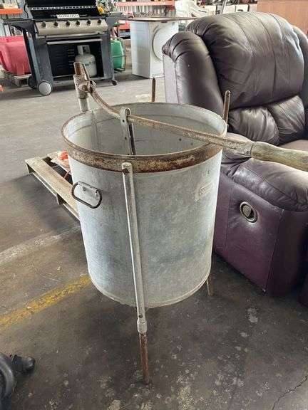 Antique Hand Washing Machine - TVAA Pty Ltd T/A Tomkins Valuers ...