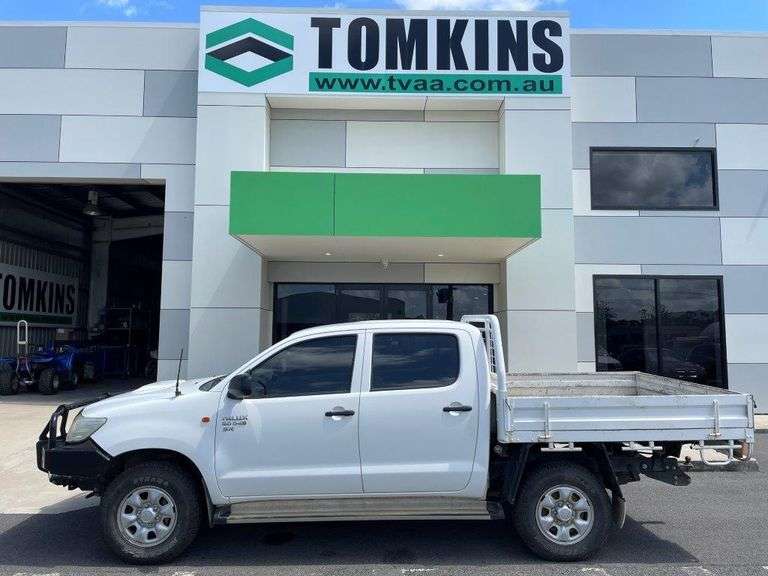 2013 Toyota Hilux Dual Cab Utility (RWC) - TVAA Pty Ltd T/A Tomkins ...