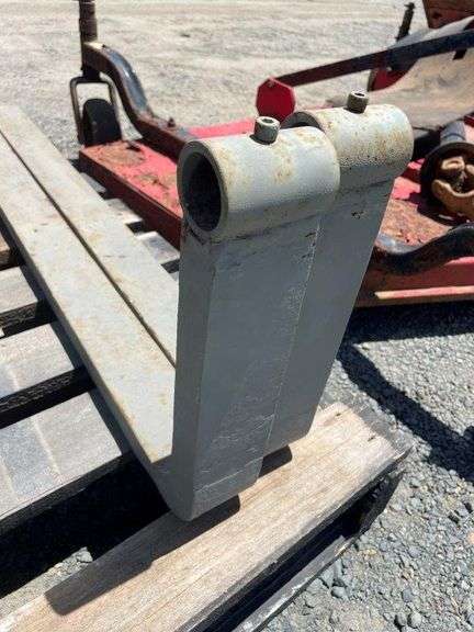 1x 80x1050mm Fork Tynes - TVAA Pty Ltd T/A Tomkins Valuers & Auctioneers