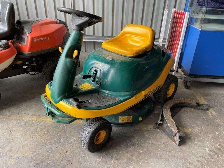 MTD Yardman Petrol Ride-on Mower inc Mulch Attachment - TVAA Pty Ltd T ...