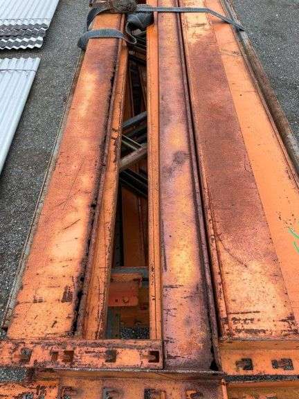 Assorted Pallet Racking Uprights and Beams - TVAA Pty Ltd T/A Tomkins ...