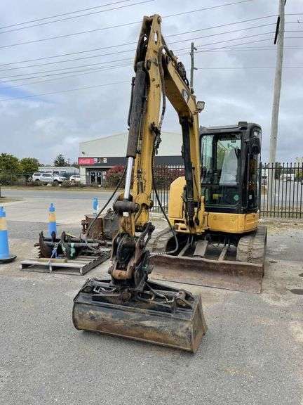 CAT 304CCR 4T Track Excavator, Buckets and Post Hole Auger - TVAA Pty ...