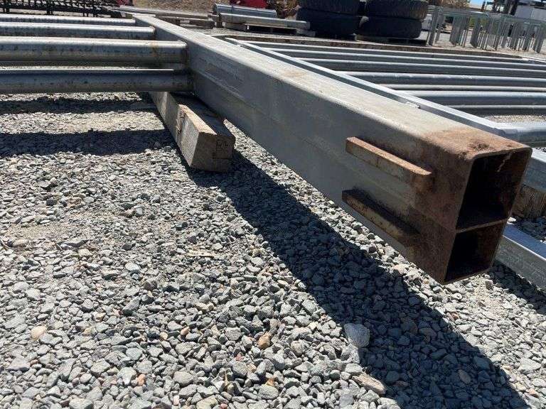 Oval Rail Gate Ends - 1840mmH - TVAA Pty Ltd T/A Tomkins Valuers ...