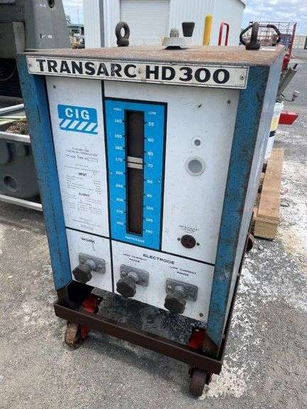 CIG Transarc HD300 Welder - TVAA Pty Ltd T/A Tomkins Valuers & Auctioneers