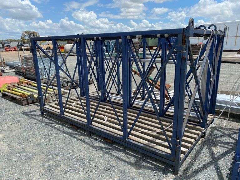 1x Transport Lifting Crate - TVAA Pty Ltd T/A Tomkins Valuers & Auctioneers