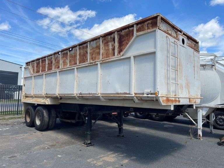 Freighter Boggie Steel Tipper Trailer - TVAA Pty Ltd T/A Tomkins ...