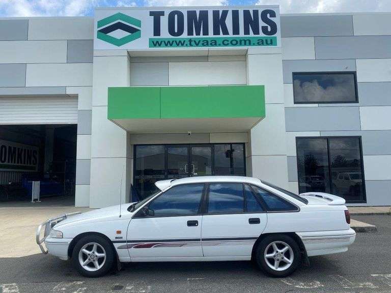 1992 VP Holden Commodore Sedan - TVAA Pty Ltd T/A Tomkins Valuers ...