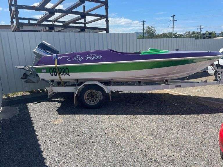 1989 Pride Panther Fibreglass Ski Boat - Evinrude 100 Outboard - TVAA Pty Ltd T/A Tomkins ...