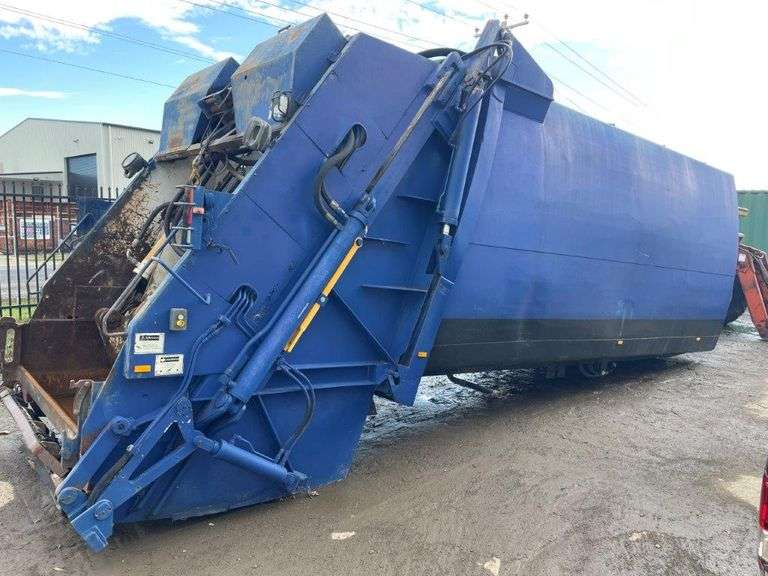 Rear Loading Ejecting Rubbish Truck Bin - TVAA Pty Ltd T/A Tomkins ...