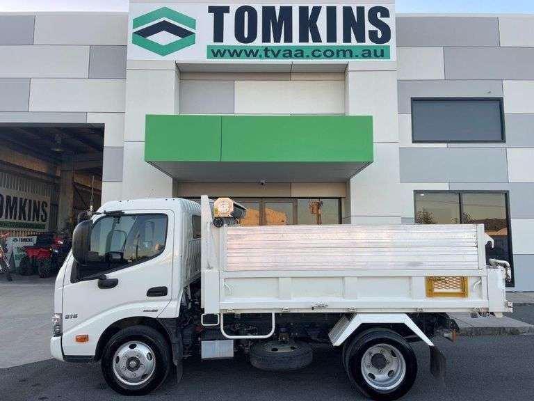 2021 Hino 616 2T Tipper Truck - TVAA Pty Ltd T/A Tomkins Valuers ...