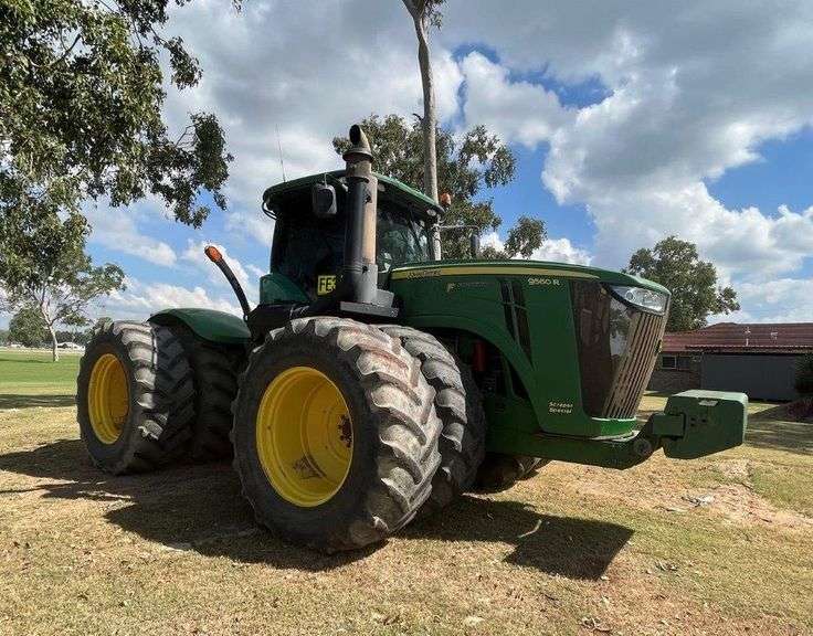 John Deere 9560R Tractor - Townsville - TVAA Pty Ltd T/A Tomkins ...