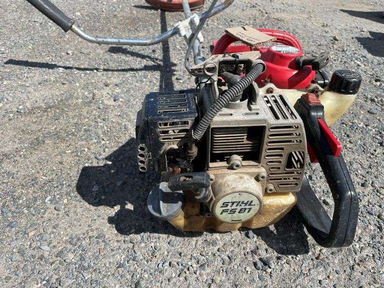 Stihl FS81 Whipper Snipper & Shindaiwa Edger - TVAA Pty Ltd T/A Tomkins ...
